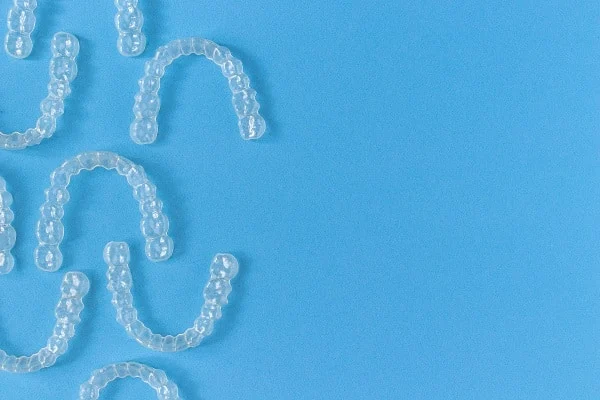 Preventing Yellow Teeth With Invisalign - Peakview Cosmetic and Implant ...